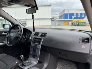 Volvo V50 2005 in Panevezys, with an engine capacity of 1.80 L and mileage of 299 thousand km for 1150 €, photo 14 on AUTOMOTO.COM.LV