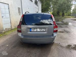Volvo V50 2005 in Siauliai, with an engine capacity of 1.60 L and mileage of 400 thousand km for 750 €, photo 5 on AUTOMOTO.COM.LV