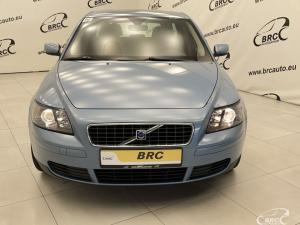 Volvo V50 2005 Viļņa, ar dzinēja tilpumu 2.00 L un nobraukumu 351 tūkst. km par 1700 €, foto 4 vietnē AUTOMOTO.COM.LV