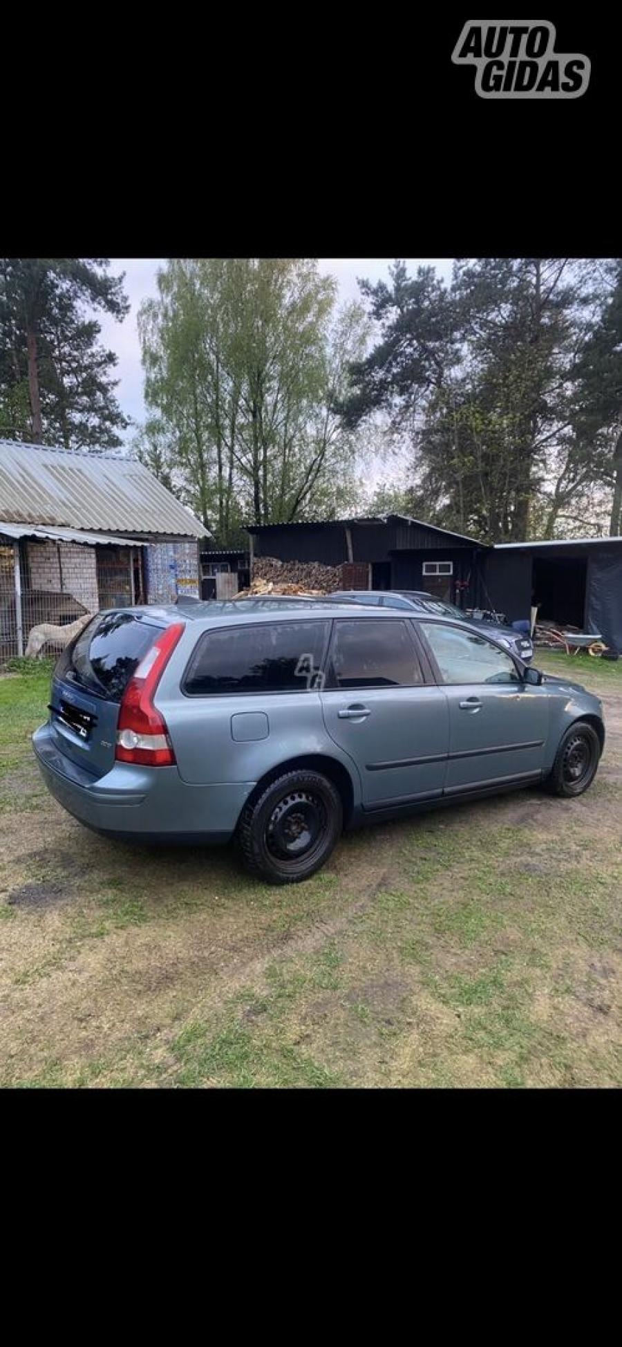 Volvo V50 2005 Viļņa, ar dzinēja tilpumu 2.00 L un nobraukumu 407 tūkst. km par 600 €, foto 5 vietnē AUTOMOTO.COM.LV