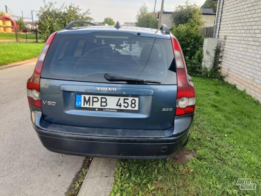 Volvo V50 2005 Šauļi, ar dzinēja tilpumu 2.00 L un nobraukumu 290 tūkst. km par 900 €, foto 6 vietnē AUTOMOTO.COM.LV