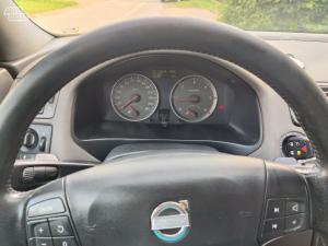 Volvo V50 2005 Šauļi, ar dzinēja tilpumu 2.00 L un nobraukumu 290 tūkst. km par 900 €, foto 11 vietnē AUTOMOTO.COM.LV