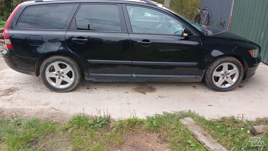 Volvo V50 2005 Kaišiadorys, ar dzinēja tilpumu 1.90 L un nobraukumu 300 tūkst. km par 650 €, foto 1 vietnē AUTOMOTO.COM.LV
