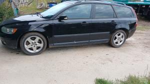 Volvo V50 2005 Kaišiadorys, ar dzinēja tilpumu 1.90 L un nobraukumu 300 tūkst. km par 650 €, foto 3 vietnē AUTOMOTO.COM.LV