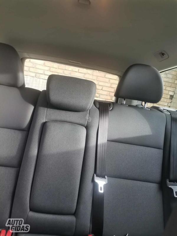 Volvo V50 2005 in Joniskis, with an engine capacity of 2.50 L and mileage of 250 thousand km for 1550 €, photo 9 on AUTOMOTO.COM.LV