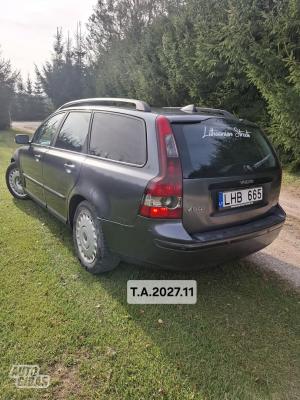 Вольво В50 2005 в Электренай, объемом двигателя 2.00 л и пробегом 491 тыс. км за 1000 €, фото  на AUTOMOTO.COM.LV