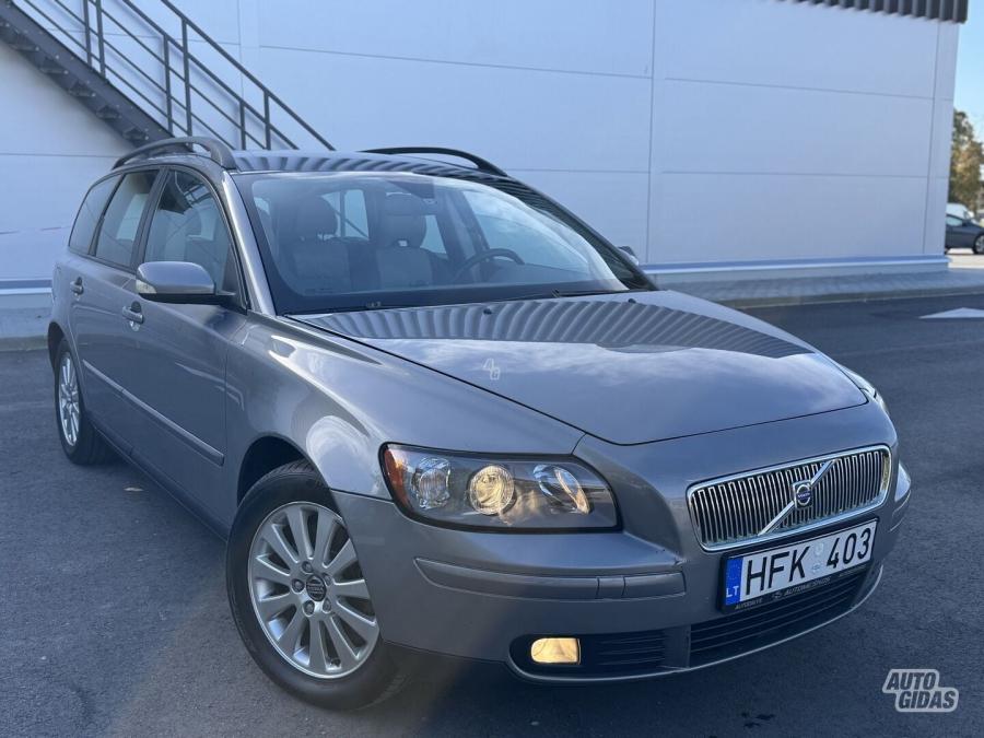 Volvo V50 2005 Kauņa, ar dzinēja tilpumu 2.00 L un nobraukumu 0 tūkst. km par 1450 €, foto 1 vietnē AUTOMOTO.COM.LV