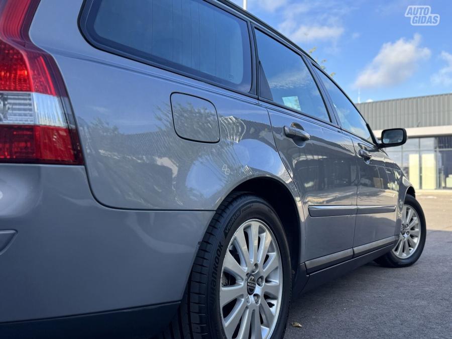 Volvo V50 2005 Kauņa, ar dzinēja tilpumu 2.00 L un nobraukumu 0 tūkst. km par 1450 €, foto 11 vietnē AUTOMOTO.COM.LV