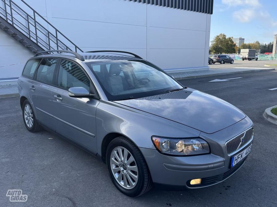 Volvo V50 2005 Kauņa, ar dzinēja tilpumu 2.00 L un nobraukumu 0 tūkst. km par 1450 €, foto 16 vietnē AUTOMOTO.COM.LV
