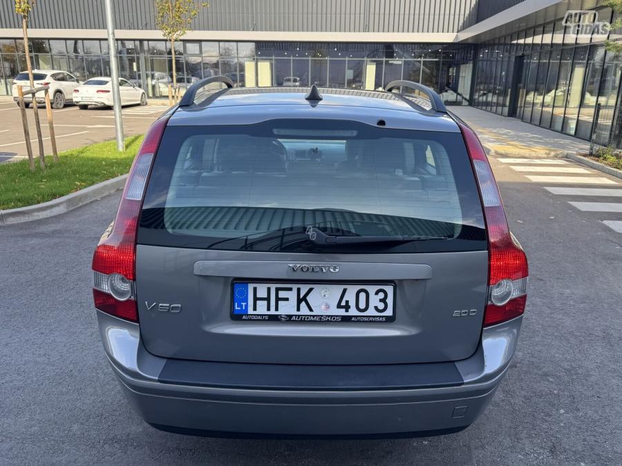 Volvo V50 2005 Kauņa, ar dzinēja tilpumu 2.00 L un nobraukumu 0 tūkst. km par 1450 €, foto 21 vietnē AUTOMOTO.COM.LV
