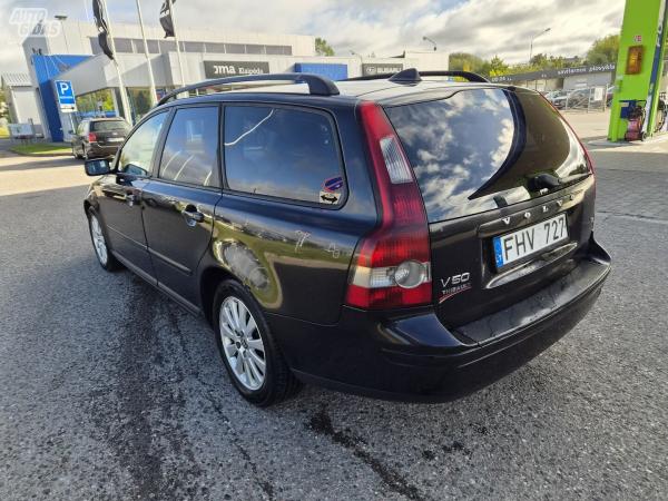 Volvo V50 2005 in Klaipeda, with an engine capacity of 1.60 L and mileage of 336 thousand km for 1200 €, photo 4 on AUTOMOTO.COM.LV