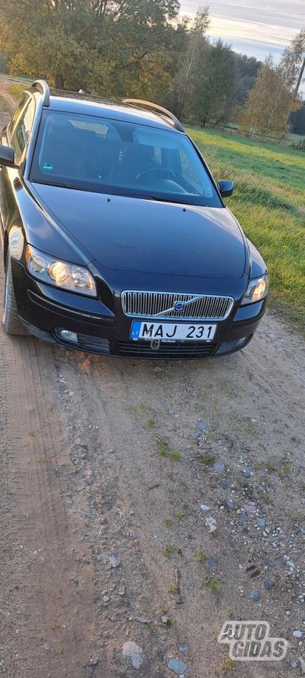 Volvo V50 2005 Kaišiadorys, ar dzinēja tilpumu 1.90 L un nobraukumu 292 tūkst. km par 1450 €, foto 3 vietnē AUTOMOTO.COM.LV
