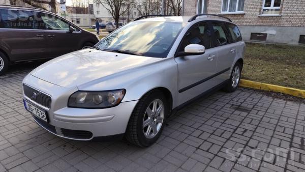 Volvo V50 2006 Daugavpils, ar dzinēja tilpumu 1.60 L un nobraukumu 318 tūkst. km par 4100 €, foto 1 vietnē AUTOMOTO.COM.LV