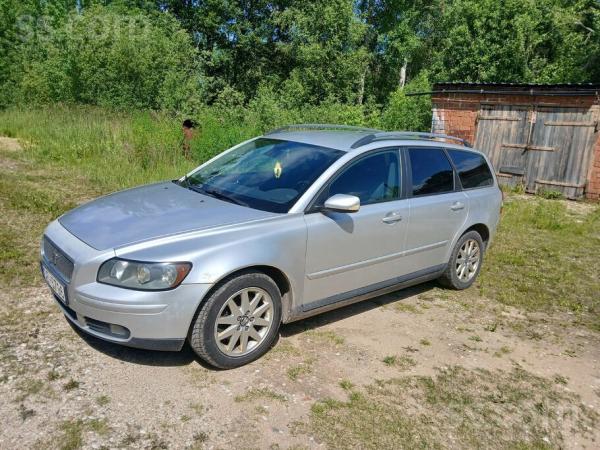 Volvo V50 2006 Valmiera, ar dzinēja tilpumu 2.00 L un nobraukumu 323 tūkst. km par 1700 €, foto 8 vietnē AUTOMOTO.COM.LV