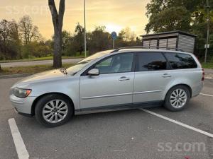 Volvo V50 2006 Valka, ar dzinēja tilpumu 2.00 L un nobraukumu 288 tūkst. km par 1250 €, foto 5 vietnē AUTOMOTO.COM.LV