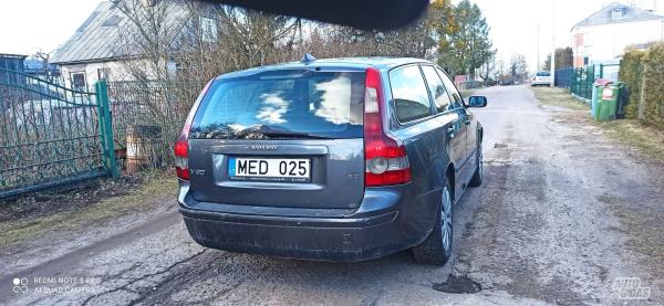 Volvo V50 2006 in Kaunas, with an engine capacity of 1.60 L and mileage of 270 thousand km for 1500 €, photo 6 on AUTOMOTO.COM.LV
