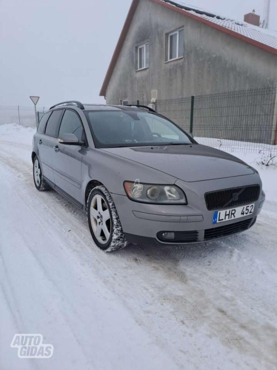 Volvo V50 2006 Klaipėda, ar dzinēja tilpumu 2.00 L un nobraukumu 400 tūkst. km par 1700 €, foto 1 vietnē AUTOMOTO.COM.LV