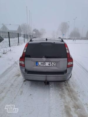 Volvo V50 2006 Klaipėda, ar dzinēja tilpumu 2.00 L un nobraukumu 400 tūkst. km par 1700 €, foto 3 vietnē AUTOMOTO.COM.LV