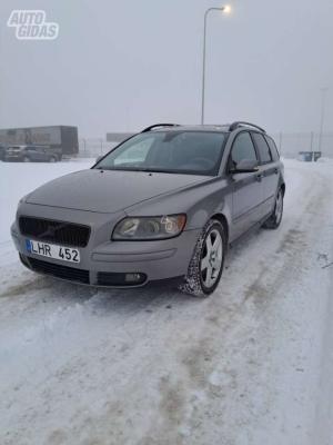 Volvo V50 2006 Klaipėda, ar dzinēja tilpumu 2.00 L un nobraukumu 400 tūkst. km par 1700 €, foto 5 vietnē AUTOMOTO.COM.LV