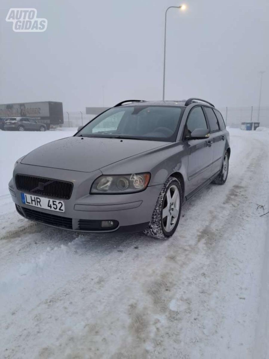Volvo V50 2006 Klaipėda, ar dzinēja tilpumu 2.00 L un nobraukumu 400 tūkst. km par 1700 €, foto 5 vietnē AUTOMOTO.COM.LV