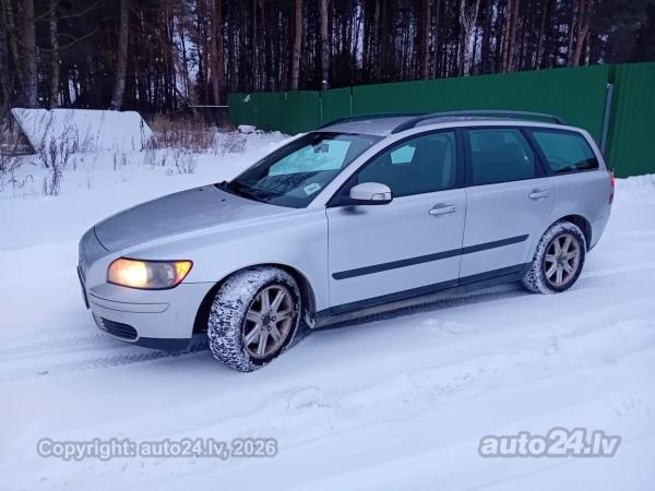 Volvo V50 2006 Tallina, ar dzinēja tilpumu 2.00 L un nobraukumu 278 tūkst. km par 2500 €, foto 2 vietnē AUTOMOTO.COM.LV