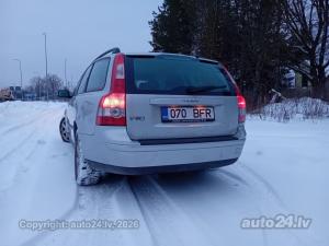 Volvo V50 2006 Tallina, ar dzinēja tilpumu 2.00 L un nobraukumu 278 tūkst. km par 2500 €, foto 3 vietnē AUTOMOTO.COM.LV