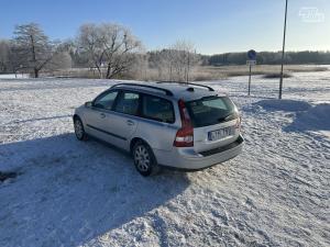 Volvo V50 2006 Elektrėnai, ar dzinēja tilpumu 1.80 L un nobraukumu 319 tūkst. km par 1350 €, foto 4 vietnē AUTOMOTO.COM.LV
