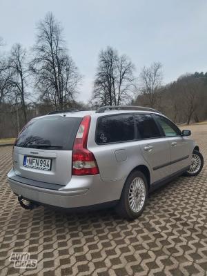Volvo V50 2006 Viļņa, ar dzinēja tilpumu 1.60 L un nobraukumu 294 tūkst. km par 1280 €, foto 7 vietnē AUTOMOTO.COM.LV
