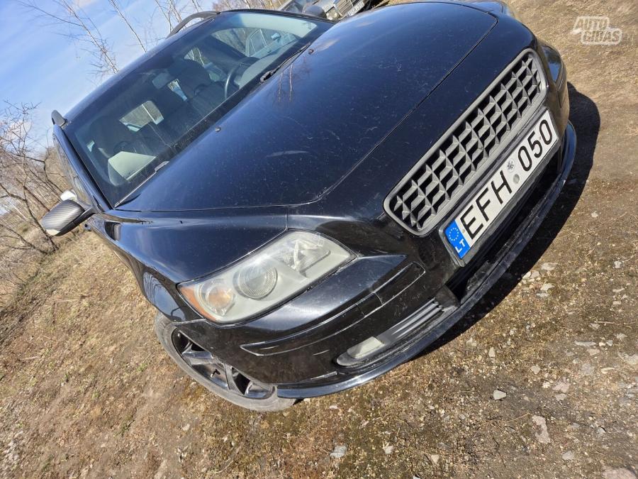 Volvo V50 2006 in Radviliskis, with an engine capacity of 1.60 L and mileage of 320 thousand km for 500 €, photo 5 on AUTOMOTO.COM.LV
