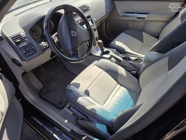 Volvo V50 2006 Radviliškis, ar dzinēja tilpumu 1.60 L un nobraukumu 320 tūkst. km par 500 €, foto 5 vietnē AUTOMOTO.COM.LV