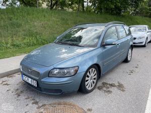 Volvo V50 2006 in Vilnius, with an engine capacity of 2.40 L and mileage of 242 thousand km for 600 €, photo 3 on AUTOMOTO.COM.LV