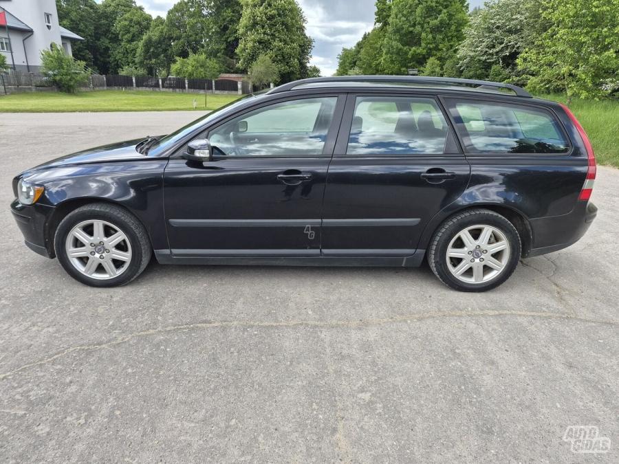 Volvo V50 2006 in Kaunas, with an engine capacity of 2.00 L and mileage of 290 thousand km for 1500 €, photo 10 on AUTOMOTO.COM.LV