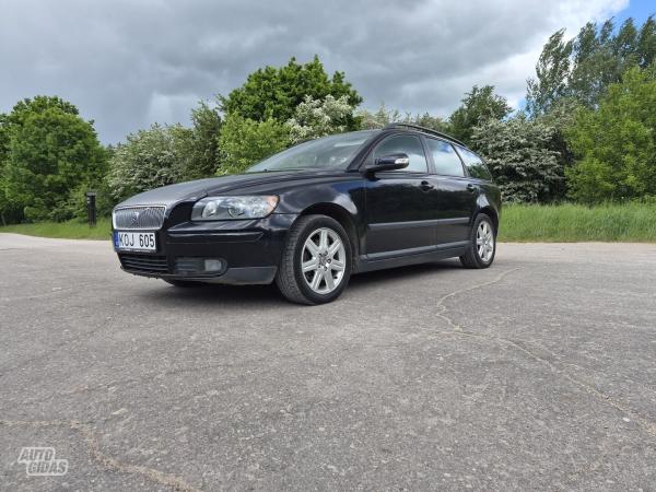 Volvo V50 2006 in Kaunas, with an engine capacity of 2.00 L and mileage of 290 thousand km for 1500 €, photo 10 on AUTOMOTO.COM.LV