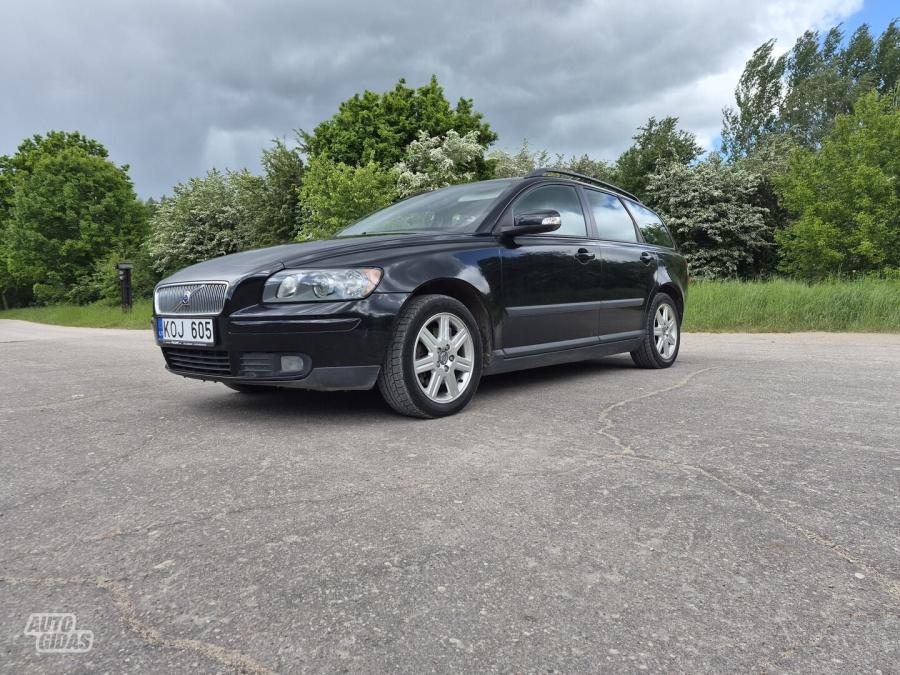 Volvo V50 2006 in Kaunas, with an engine capacity of 2.00 L and mileage of 290 thousand km for 1500 €, photo 11 on AUTOMOTO.COM.LV