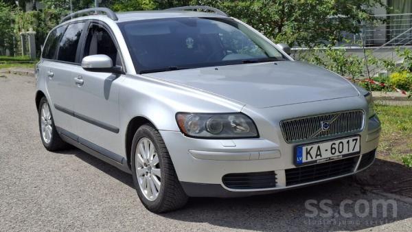 Volvo V50 2006 in Riga, with an engine capacity of 2.00 L and mileage of 314 thousand km for 1300 €, photo 1 on AUTOMOTO.COM.LV