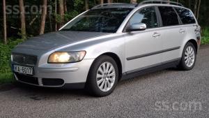 Volvo V50 2006 in Riga, with an engine capacity of 2.00 L and mileage of 314 thousand km for 1300 €, photo 3 on AUTOMOTO.COM.LV