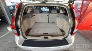 Volvo V50 2006 in Riga, with an engine capacity of 2.00 L and mileage of 314 thousand km for 1300 €, photo 7 on AUTOMOTO.COM.LV