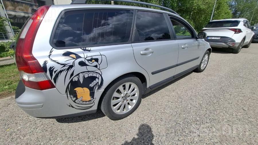 Volvo V50 2006 in Riga, with an engine capacity of 2.00 L and mileage of 314 thousand km for 1300 €, photo 13 on AUTOMOTO.COM.LV