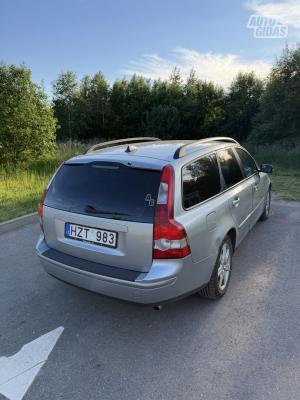 Volvo V50 2006 Viļņa, ar dzinēja tilpumu 2.40 L un nobraukumu 349 tūkst. km par 1600 €, foto 5 vietnē AUTOMOTO.COM.LV