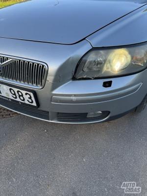 Volvo V50 2006 Viļņa, ar dzinēja tilpumu 2.40 L un nobraukumu 349 tūkst. km par 1600 €, foto 9 vietnē AUTOMOTO.COM.LV