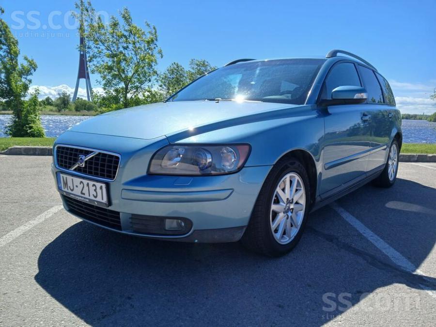 Volvo V50 2006 Rīga, ar dzinēja tilpumu 2.40 L un nobraukumu 391 tūkst. km par 2550 €, foto 3 vietnē AUTOMOTO.COM.LV