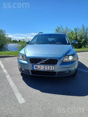 Volvo V50 2006 Rīga, ar dzinēja tilpumu 2.40 L un nobraukumu 391 tūkst. km par 2550 €, foto 7 vietnē AUTOMOTO.COM.LV