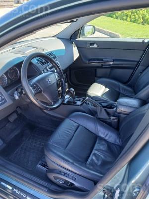 Volvo V50 2006 Rīga, ar dzinēja tilpumu 2.40 L un nobraukumu 391 tūkst. km par 2550 €, foto 11 vietnē AUTOMOTO.COM.LV