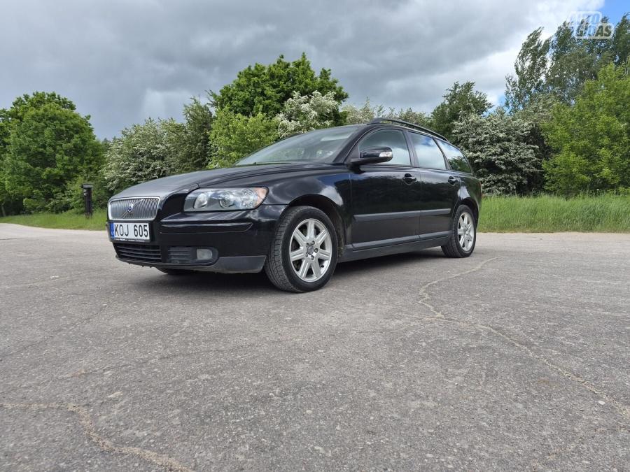 Volvo V50 2006 in Kaunas, with an engine capacity of 2.00 L and mileage of 289 thousand km for 1000 €, photo 11 on AUTOMOTO.COM.LV