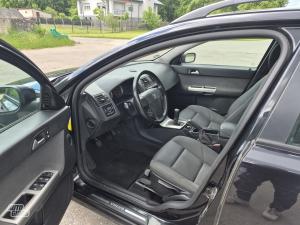 Volvo V50 2006 in Kaunas, with an engine capacity of 2.00 L and mileage of 289 thousand km for 1000 €, photo 17 on AUTOMOTO.COM.LV