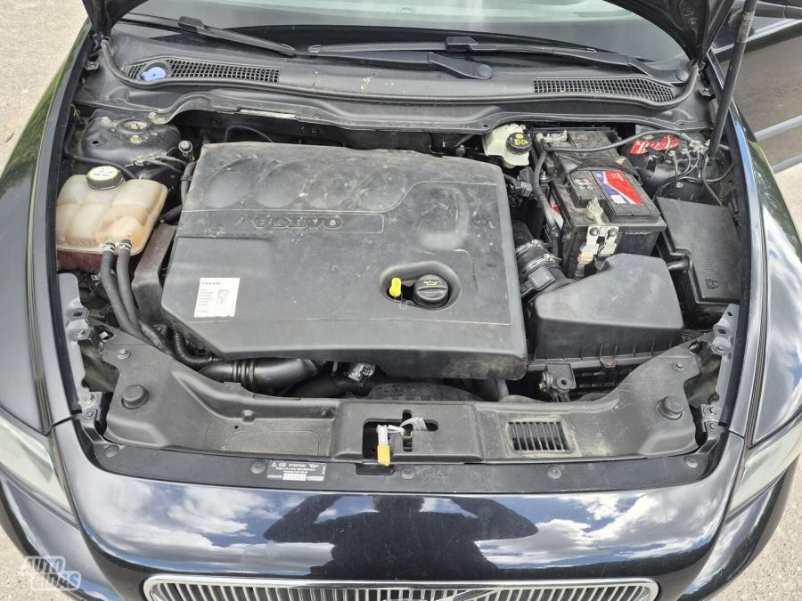 Volvo V50 2006 in Kaunas, with an engine capacity of 2.00 L and mileage of 289 thousand km for 1000 €, photo 18 on AUTOMOTO.COM.LV