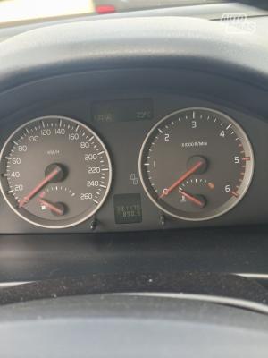 Вольво В50 2006 в Скуодас, объемом двигателя 2.00 л и пробегом 331 тыс. км за 800 €, фото 7 на AUTOMOTO.COM.LV