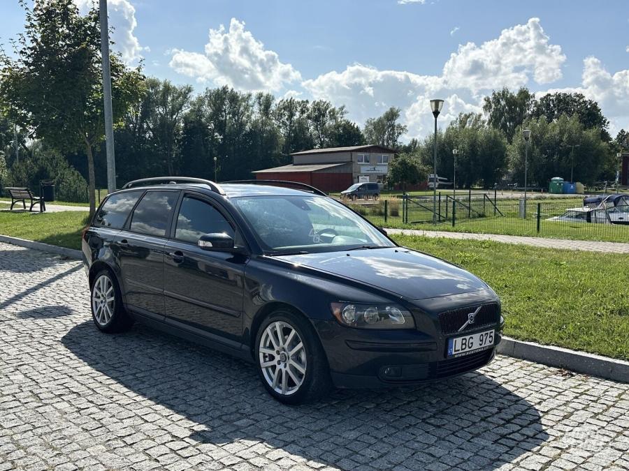 Volvo V50 2006 Šilutė, ar dzinēja tilpumu 1.60 L un nobraukumu 276 tūkst. km par 1250 €, foto 1 vietnē AUTOMOTO.COM.LV