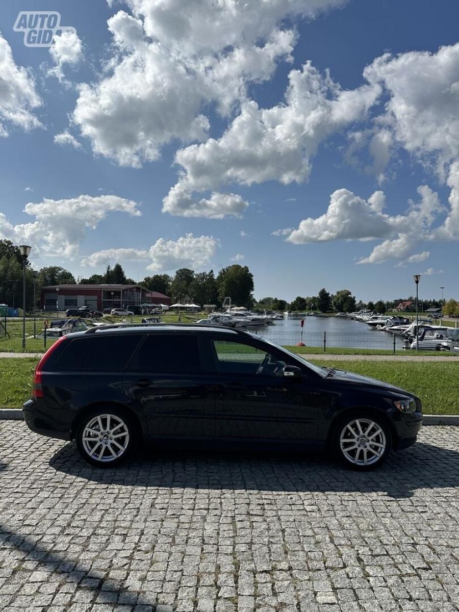 Volvo V50 2006 Šilutė, ar dzinēja tilpumu 1.60 L un nobraukumu 276 tūkst. km par 1250 €, foto 4 vietnē AUTOMOTO.COM.LV