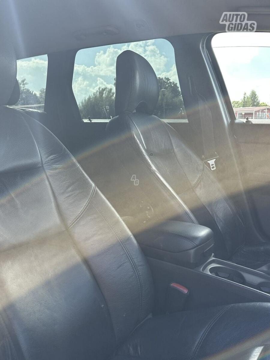 Volvo V50 2006 Šilutė, ar dzinēja tilpumu 1.60 L un nobraukumu 276 tūkst. km par 1250 €, foto 14 vietnē AUTOMOTO.COM.LV